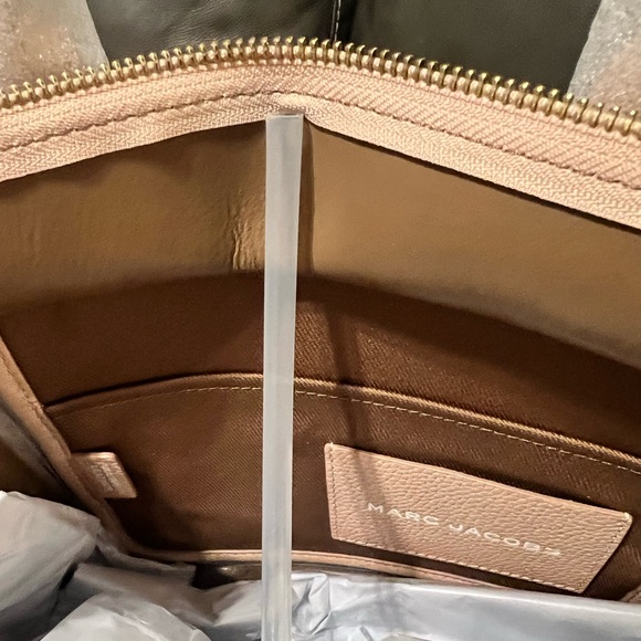 Marc Jacobs | Bags | Marc Jacobs The Leather Small Tote Bag | Poshmark